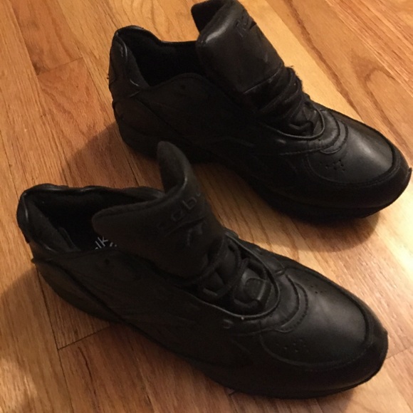 Reebok | Shoes | 7 2 W Redbox Mens Sneakers | Poshmark